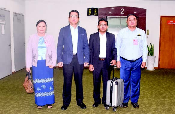 MoC Deputy Minister departs for BIMSTEC business summit in India ... MoC Deputy Minister departs for BIMSTEC business summit in India ...